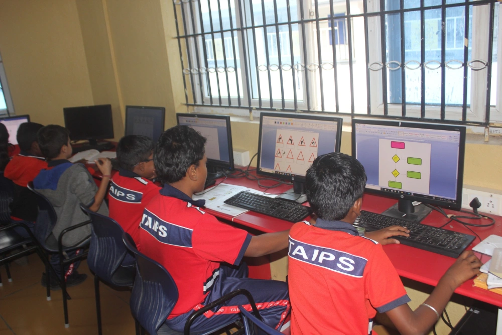 Computer Lab - The Adhyayana International Public School